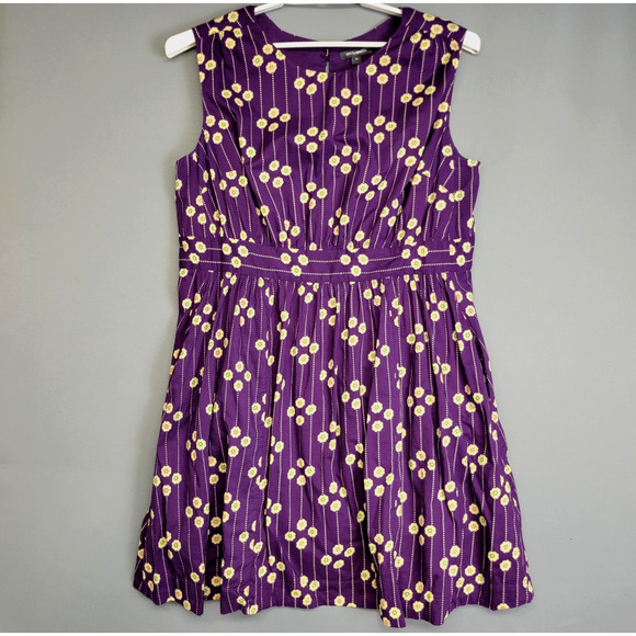 Modcloth | Dresses | Modcloth Emily And Fin Fit Flare Dress Womems 2x ...
